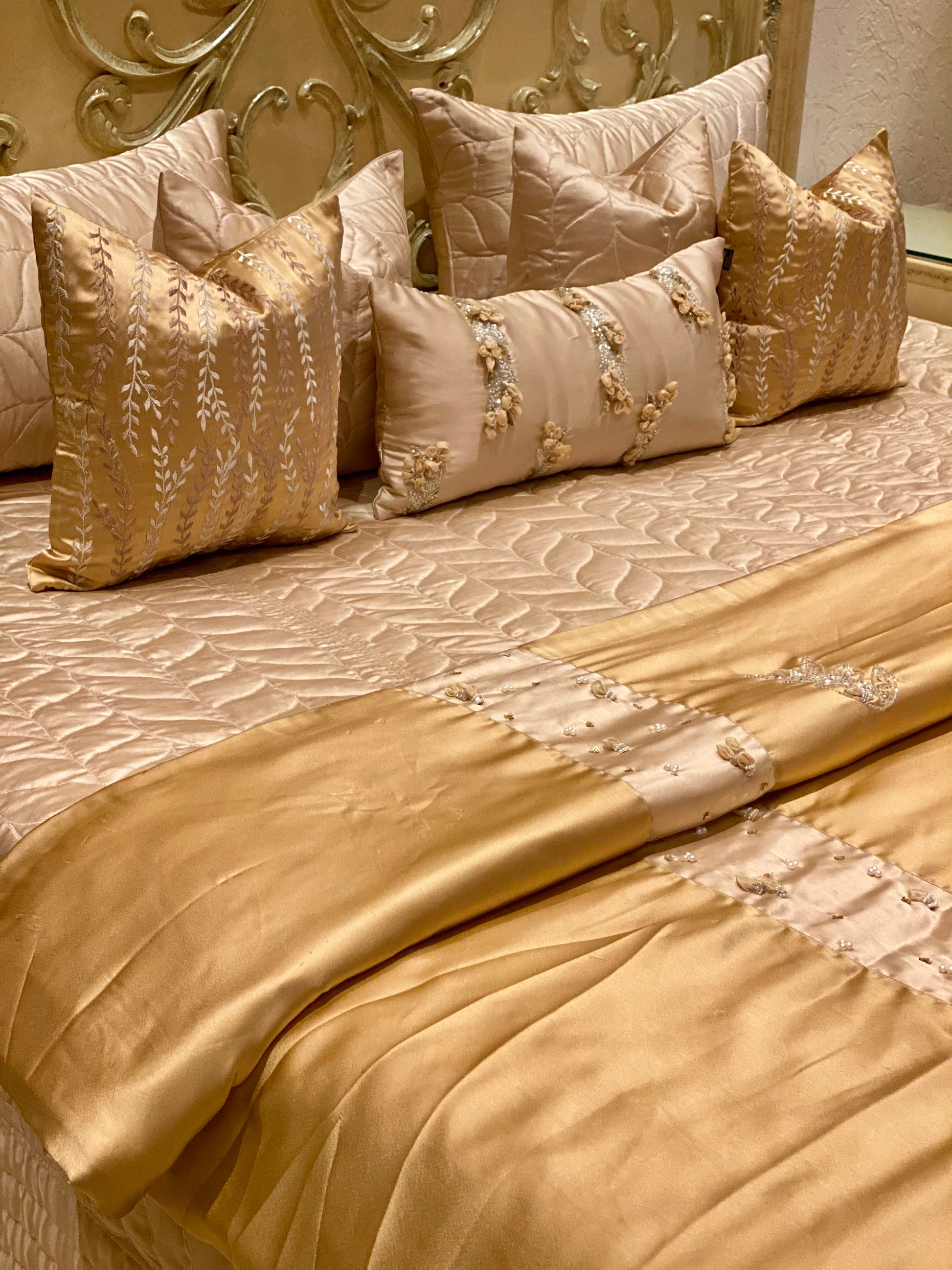 THE PEACH SPECTRA QUILT SET – NEXUS BY UPASNA