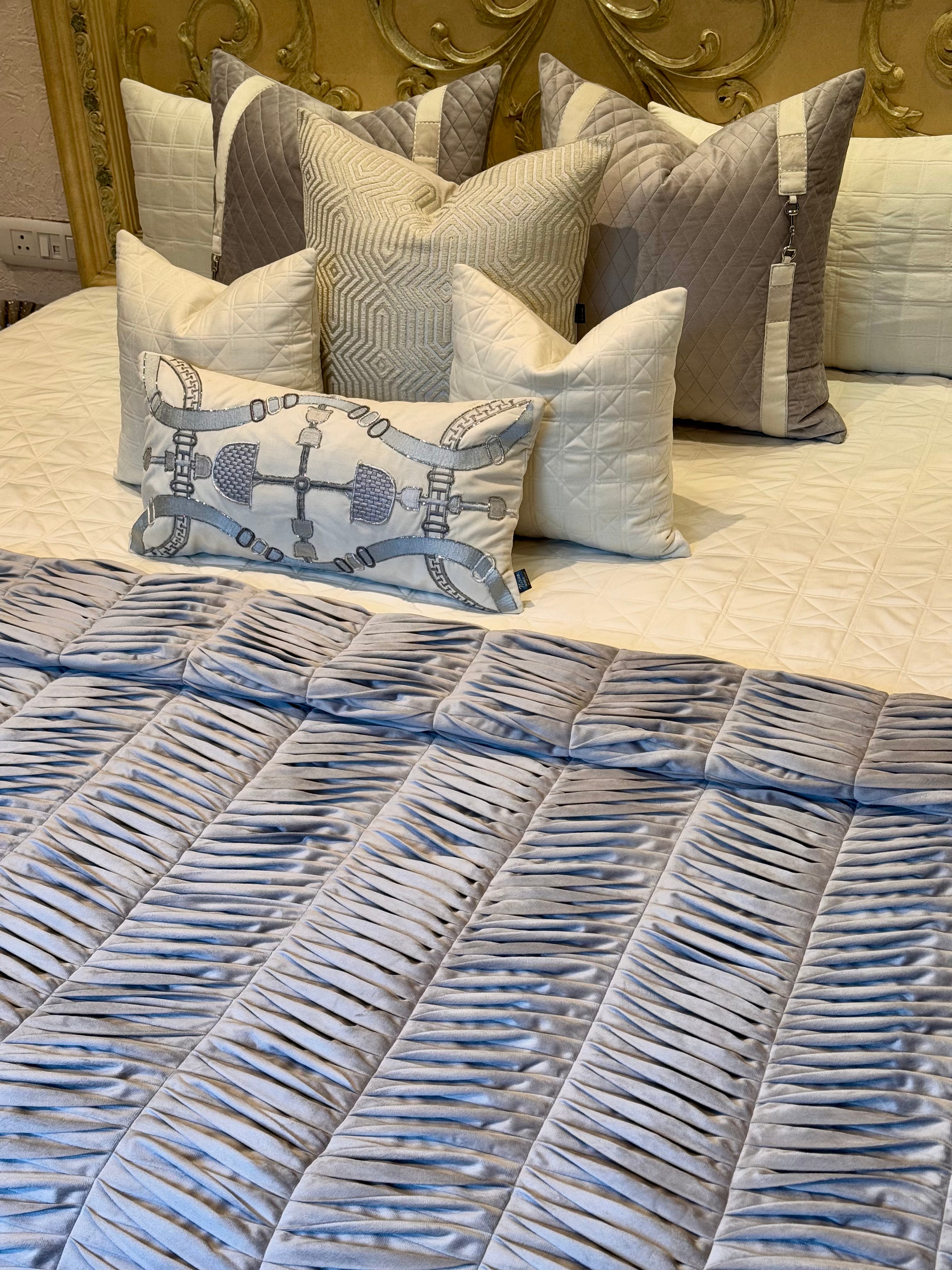 THE EQUESTRIAN QUILT SET – NEXUS BY UPASNA